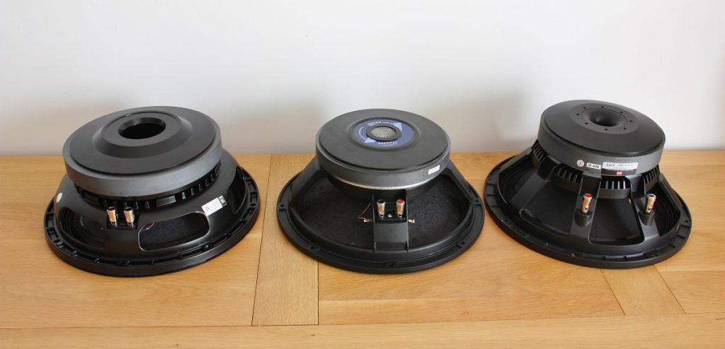 Comparatif 12 pouces Pro : BMS 12S305 - Beyma 12G40 - 18's 12LW1400 ...
