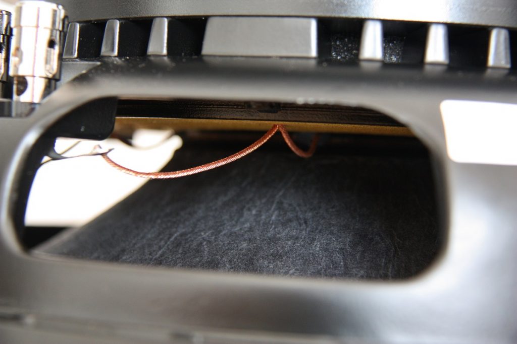 Comparatif 12 pouces Pro : BMS 12S305 - Beyma 12G40 - 18's 12LW1400 ...